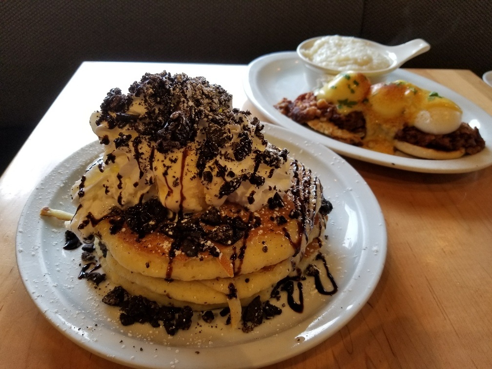 Brownstone Pancake Factory (Edgewater, NJ) – SavoryTravels